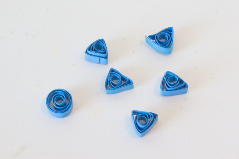 Fourth of July Quilled Paper Cake Topper | Chica and Jo