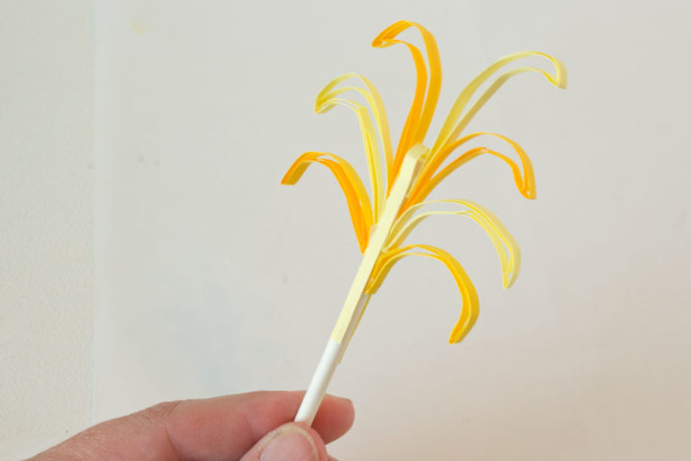 Fourth of July Quilled Paper Cake Topper | Chica and Jo