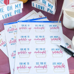 Thanksgiving Leftovers Station with Printable Labels | Chica and Jo