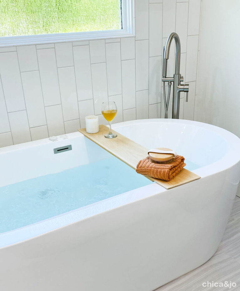 Make a Simple Modern Bathtub Caddy | Chica and Jo