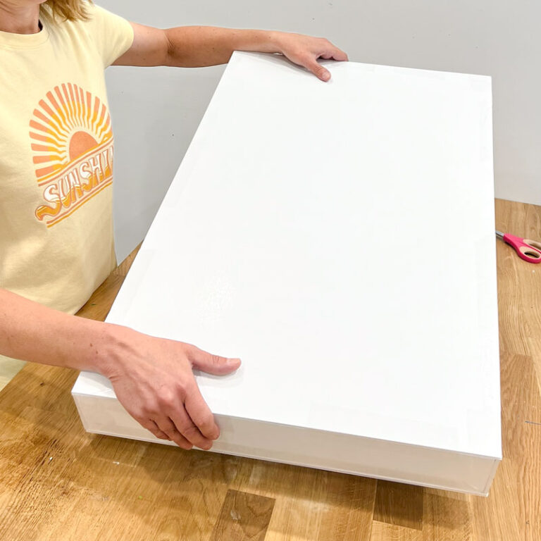 Make a Giant Shiny Brite Christmas Ornament Box | Chica and Jo
